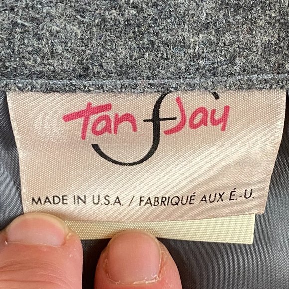 TanJay | Skirts | Vintage Tan Jay Tweed Wool Blend Marled Gray Pleated ...